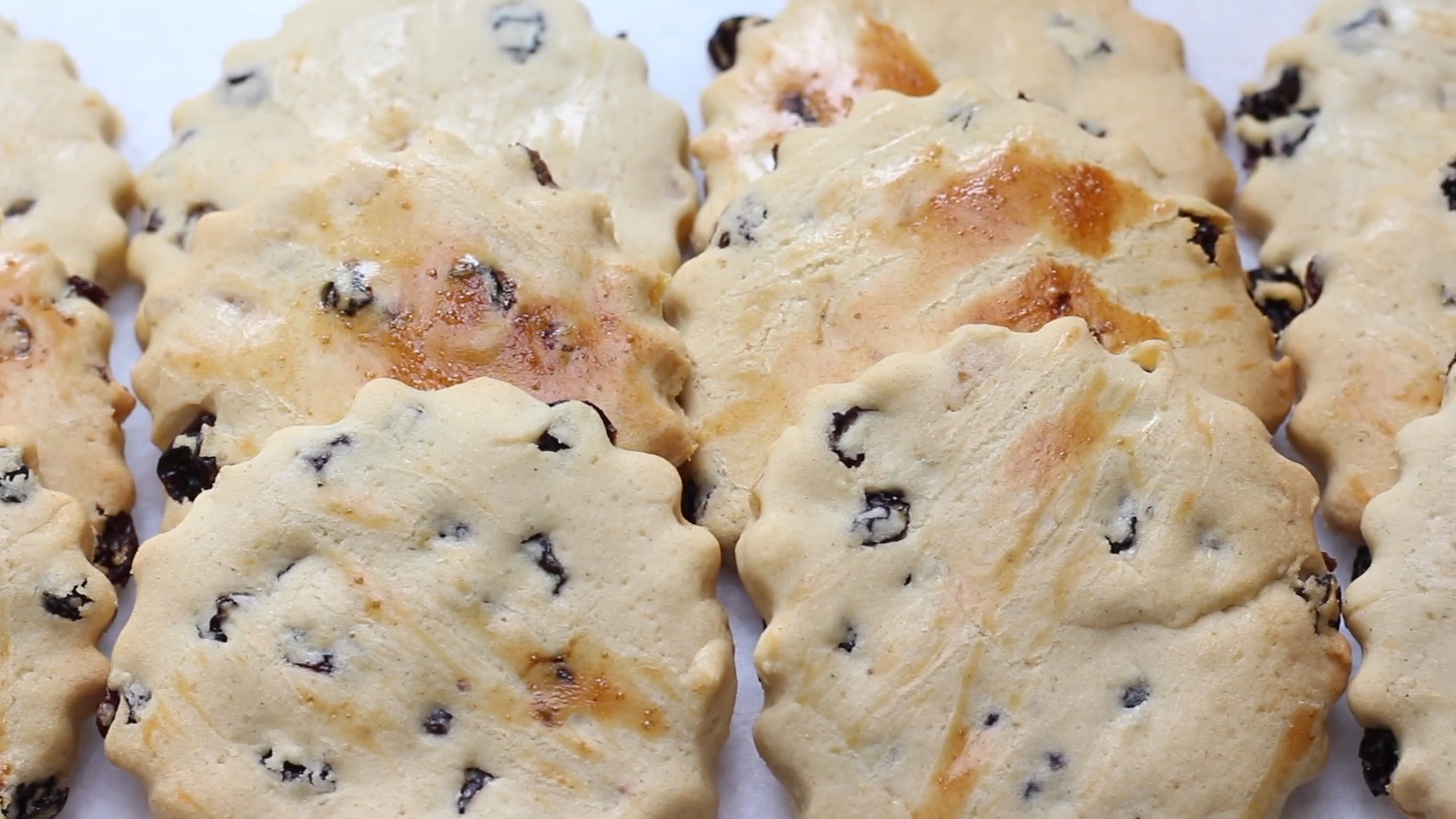 Mary Berry Easter Biscuits: A Delicious Recipe for the Easter Holidays
